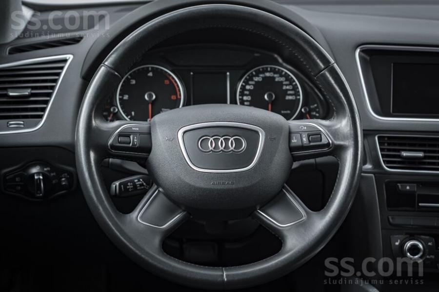 Melns Audi Q5 2013 Rīga, ar dzinēja tilpumu 2.00 L un nobraukumu 212 tūkst. km par 14950 €, foto 19 vietnē AUTOMOTO.COM.LV