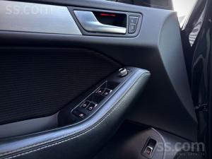 Black Audi Q5 2013 in Riga, with an engine capacity of 3.00 L and mileage of 255 thousand km for 13000 €, photo 12 on AUTOMOTO.COM.LV