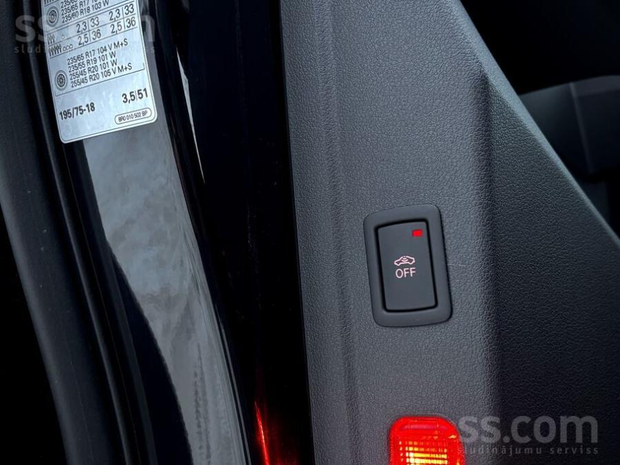 Black Audi Q5 2013 in Riga, with an engine capacity of 3.00 L and mileage of 255 thousand km for 13000 €, photo 15 on AUTOMOTO.COM.LV