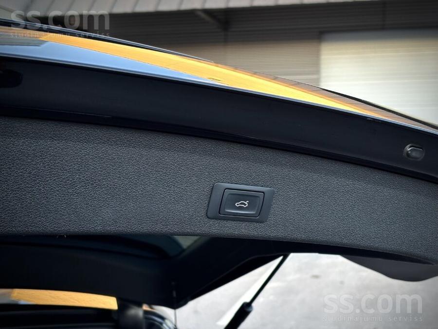 Black Audi Q5 2013 in Riga, with an engine capacity of 3.00 L and mileage of 255 thousand km for 13000 €, photo 19 on AUTOMOTO.COM.LV