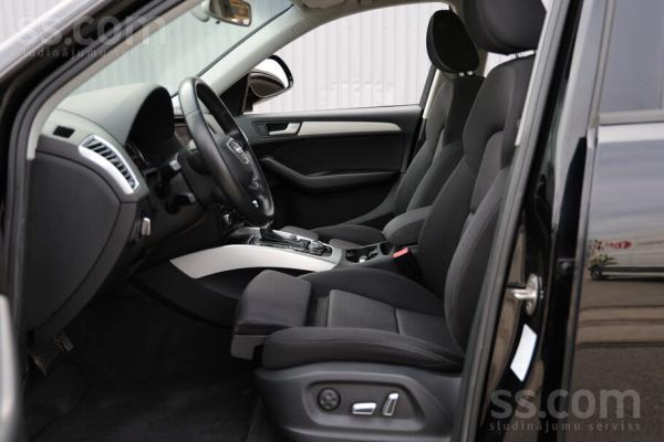 Black Audi Q5 2013 in Tukums, with an engine capacity of 2.00 L and mileage of 208 thousand km for 14000 €, photo 10 on AUTOMOTO.COM.LV