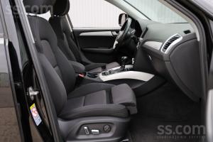 Black Audi Q5 2013 in Tukums, with an engine capacity of 2.00 L and mileage of 208 thousand km for 14000 €, photo 8 on AUTOMOTO.COM.LV