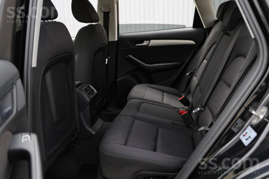 Black Audi Q5 2013 in Tukums, with an engine capacity of 2.00 L and mileage of 208 thousand km for 14000 €, photo 15 on AUTOMOTO.COM.LV