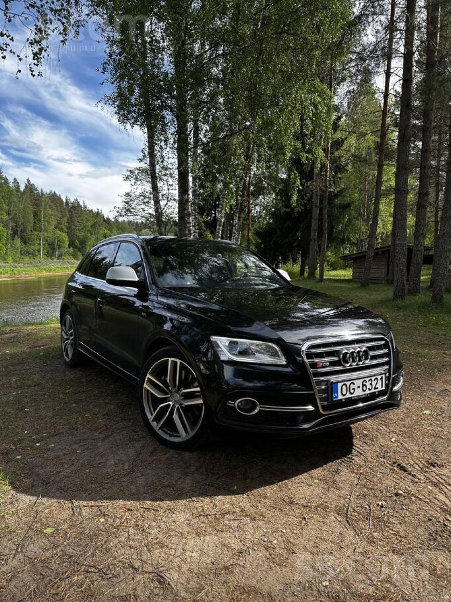 Black Audi Q5 2013 in Cesis, with an engine capacity of 3.00 L and mileage of 308 thousand km for 15000 €, photo 1 on AUTOMOTO.COM.LV