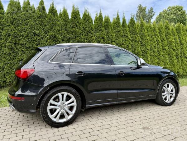 Black Audi Q5 2013 in Riga, with an engine capacity of 3.00 L and mileage of 294 thousand km for 12950 €, photo 4 on AUTOMOTO.COM.LV