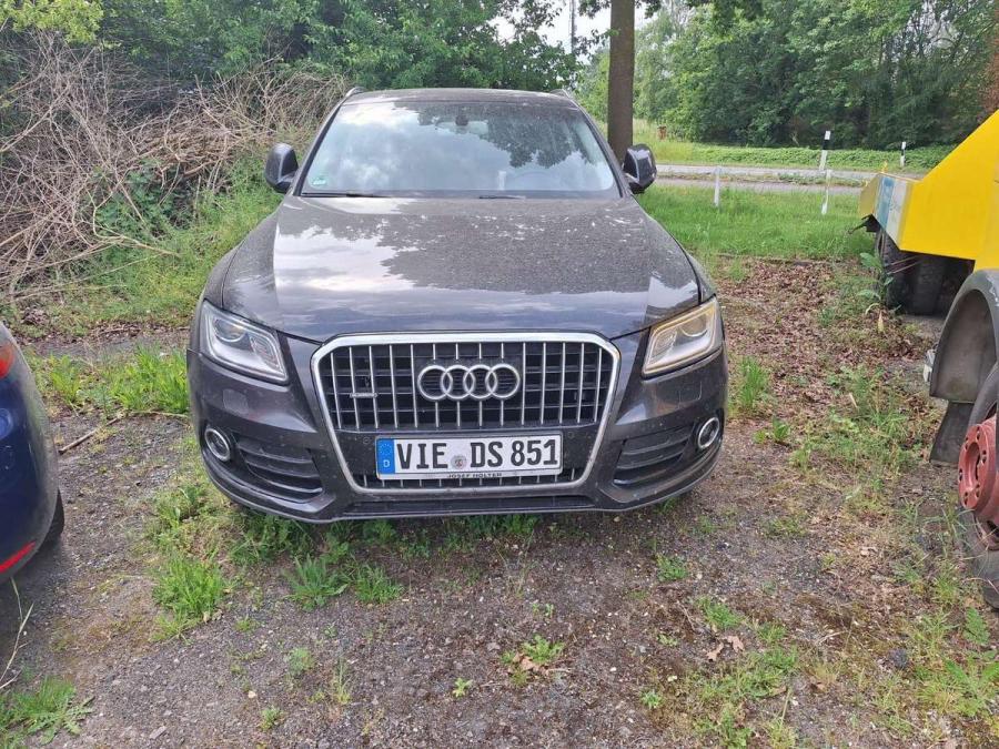 Black Audi Q5 2013 in Jurbarkas, with an engine capacity of 1.97 L and mileage of 136 thousand km for 9000 €, photo 1 on AUTOMOTO.COM.LV