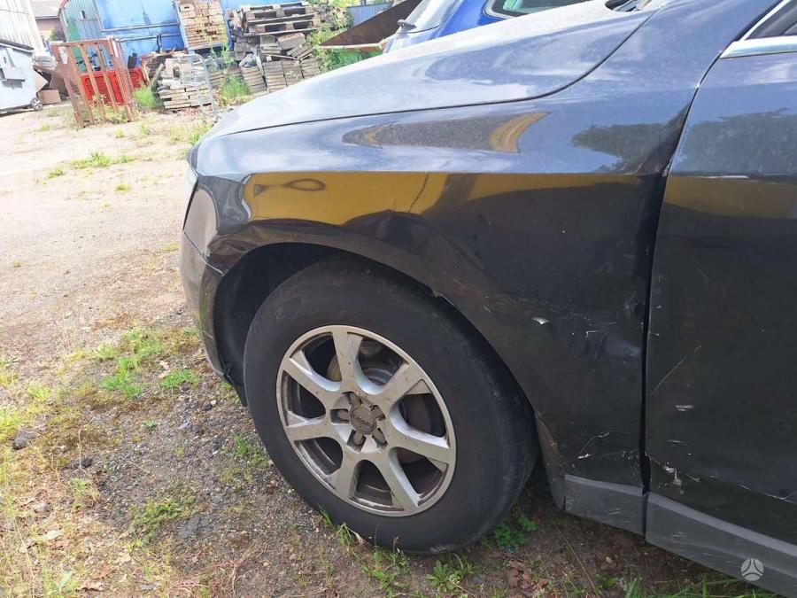 Black Audi Q5 2013 in Jurbarkas, with an engine capacity of 1.97 L and mileage of 136 thousand km for 9000 €, photo 5 on AUTOMOTO.COM.LV