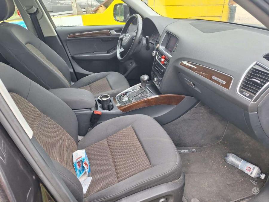 Black Audi Q5 2013 in Jurbarkas, with an engine capacity of 1.97 L and mileage of 136 thousand km for 9000 €, photo 13 on AUTOMOTO.COM.LV