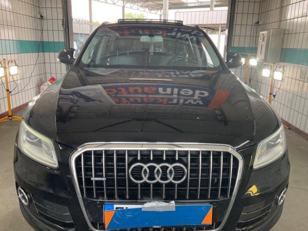 Melns Audi Q5 2013 Rīga, ar dzinēja tilpumu 3.00 L un nobraukumu 200 tūkst. km par 13800 €, foto 2 vietnē AUTOMOTO.COM.LV