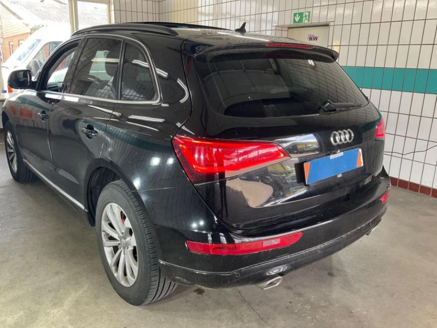 Melns Audi Q5 2013 Rīga, ar dzinēja tilpumu 3.00 L un nobraukumu 200 tūkst. km par 13800 €, foto 16 vietnē AUTOMOTO.COM.LV