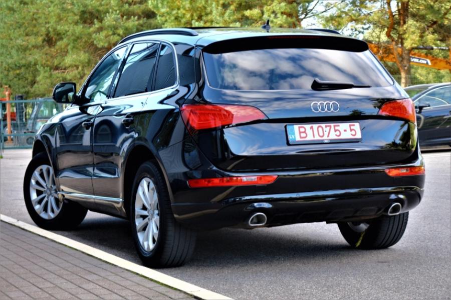 Melns Audi Q5 2013 Rīga, ar dzinēja tilpumu 3.00 L un nobraukumu 200 tūkst. km par 13800 €, foto 21 vietnē AUTOMOTO.COM.LV