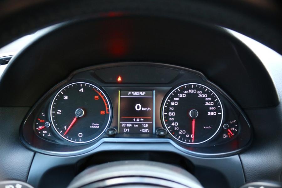 Melns Audi Q5 2013 Rīga, ar dzinēja tilpumu 3.00 L un nobraukumu 200 tūkst. km par 13800 €, foto 38 vietnē AUTOMOTO.COM.LV