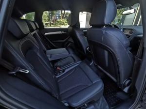 Black Audi Q5 2013 in Riga, with an engine capacity of 2.00 L and mileage of 171 thousand km for 14990 €, photo 12 on AUTOMOTO.COM.LV