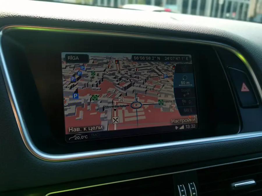 Black Audi Q5 2013 in Riga, with an engine capacity of 2.00 L and mileage of 171 thousand km for 14990 €, photo 18 on AUTOMOTO.COM.LV
