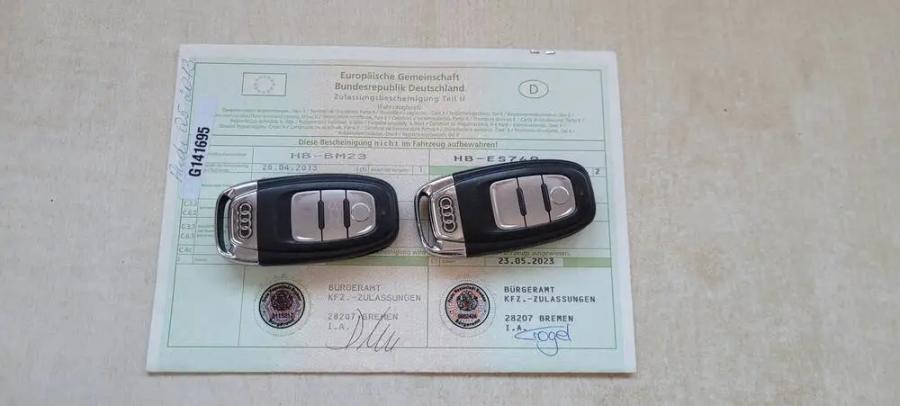 Black Audi Q5 2013 in Riga, with an engine capacity of 3.00 L and mileage of 280 thousand km for 12500 €, photo 15 on AUTOMOTO.COM.LV