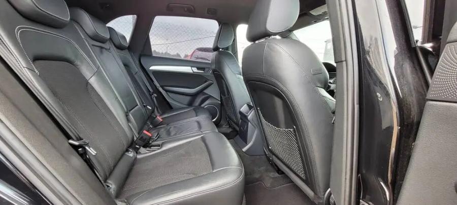 Black Audi Q5 2013 in Riga, with an engine capacity of 3.00 L and mileage of 280 thousand km for 12500 €, photo 23 on AUTOMOTO.COM.LV