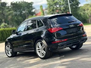 Melns Audi Q5 2013 Jūrmala, ar dzinēja tilpumu 3.00 L un nobraukumu 278 tūkst. km par 14900 €, foto 5 vietnē AUTOMOTO.COM.LV