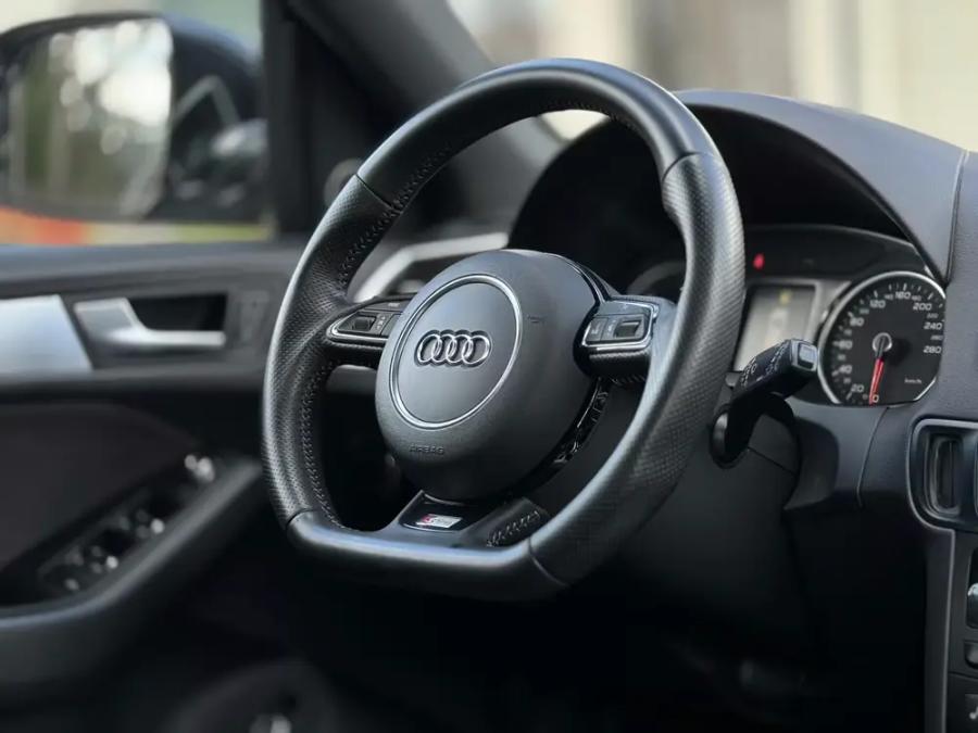 Melns Audi Q5 2013 Jūrmala, ar dzinēja tilpumu 3.00 L un nobraukumu 278 tūkst. km par 14900 €, foto 14 vietnē AUTOMOTO.COM.LV