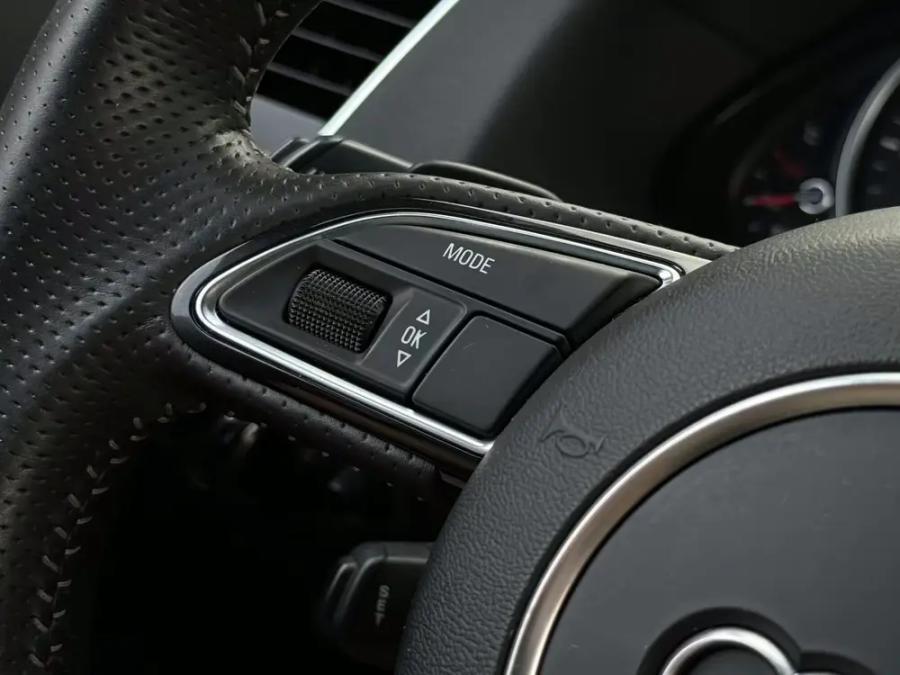 Melns Audi Q5 2013 Jūrmala, ar dzinēja tilpumu 3.00 L un nobraukumu 278 tūkst. km par 14900 €, foto 23 vietnē AUTOMOTO.COM.LV