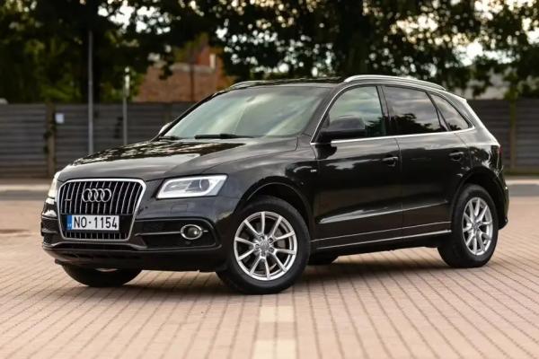 Black Audi Q5 2013 in Jelgava, with an engine capacity of 3.00 L and mileage of 284 thousand km for 15500 €, photo 1 on AUTOMOTO.COM.LV