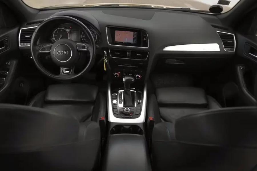 Melns Audi Q5 2013 Jelgava, ar dzinēja tilpumu 3.00 L un nobraukumu 284 tūkst. km par 15500 €, foto 9 vietnē AUTOMOTO.COM.LV