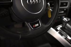 Melns Audi Q5 2013 Jelgava, ar dzinēja tilpumu 3.00 L un nobraukumu 284 tūkst. km par 15500 €, foto 13 vietnē AUTOMOTO.COM.LV