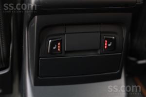 Black Audi Q5 2013 in Tukums, with an engine capacity of 3.00 L and mileage of 242 thousand km for 14500 €, photo 16 on AUTOMOTO.COM.LV