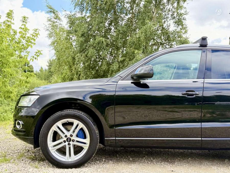 Black Audi Q5 2013 in Siauliai, with an engine capacity of 2.97 L and mileage of 211 thousand km for 14400 €, photo 12 on AUTOMOTO.COM.LV