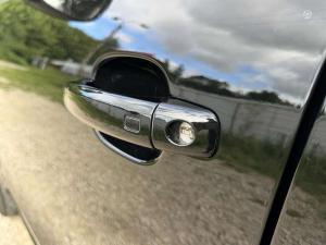 Black Audi Q5 2013 in Siauliai, with an engine capacity of 2.97 L and mileage of 211 thousand km for 14400 €, photo 25 on AUTOMOTO.COM.LV