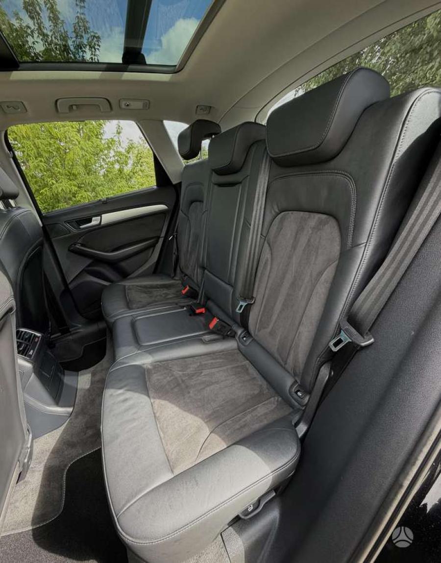 Black Audi Q5 2013 in Siauliai, with an engine capacity of 2.97 L and mileage of 211 thousand km for 14400 €, photo 36 on AUTOMOTO.COM.LV