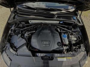 Black Audi Q5 2013 in Siauliai, with an engine capacity of 2.97 L and mileage of 211 thousand km for 14400 €, photo 47 on AUTOMOTO.COM.LV