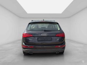 Black Audi Q5 2013 in Kaunas, with an engine capacity of 3.00 L and mileage of 283 thousand km for 12390 €, photo 6 on AUTOMOTO.COM.LV