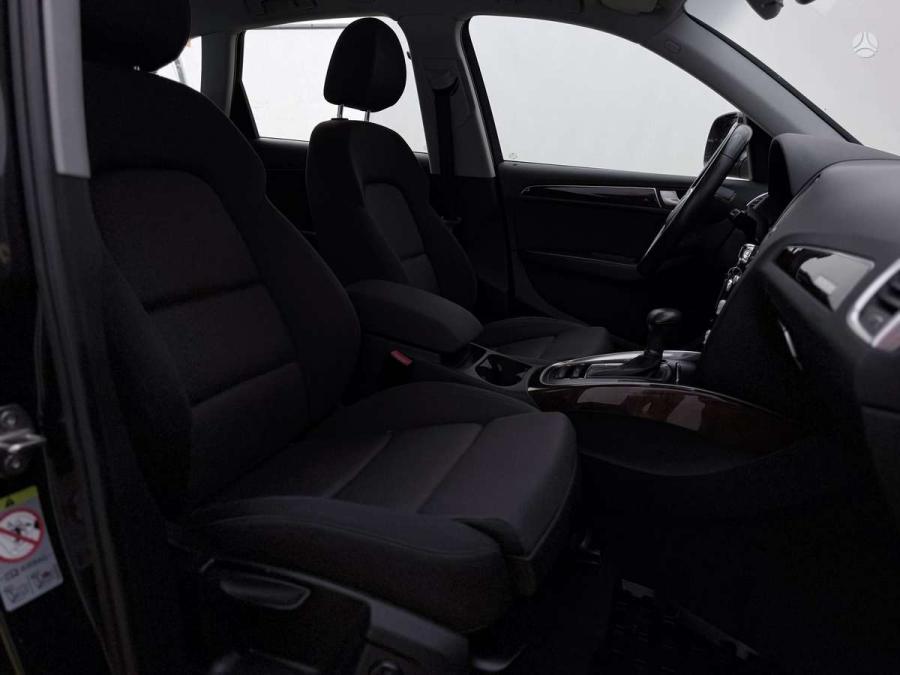 Melns Audi Q5 2013 Viļņa, ar dzinēja tilpumu 1.97 L un nobraukumu 274 tūkst. km par 11500 €, foto 15 vietnē AUTOMOTO.COM.LV