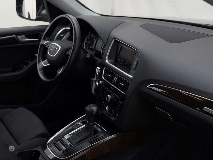 Melns Audi Q5 2013 Viļņa, ar dzinēja tilpumu 1.97 L un nobraukumu 274 tūkst. km par 11500 €, foto 16 vietnē AUTOMOTO.COM.LV