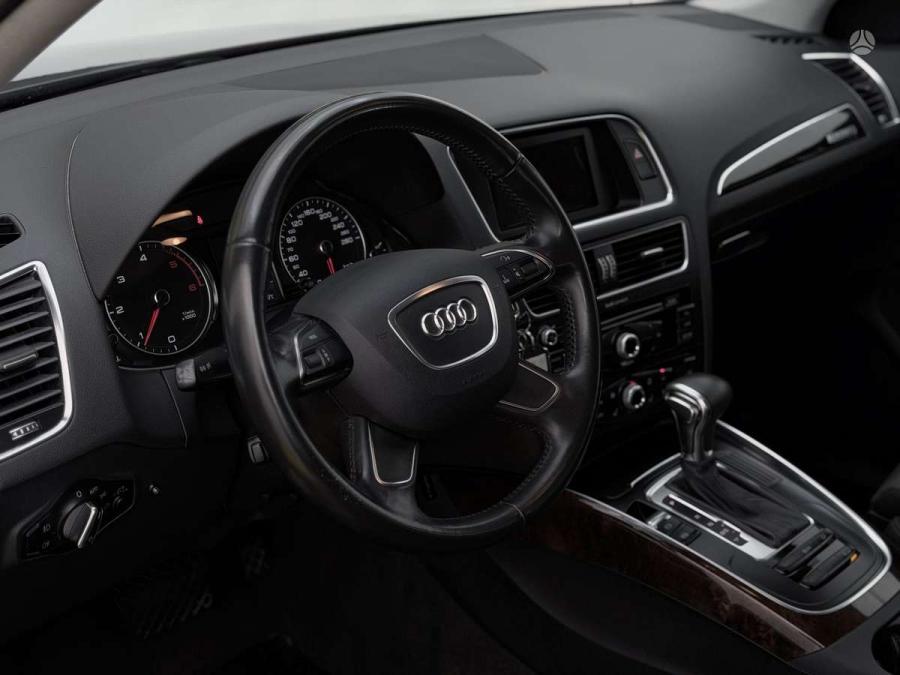 Melns Audi Q5 2013 Viļņa, ar dzinēja tilpumu 1.97 L un nobraukumu 274 tūkst. km par 11450 €, foto 10 vietnē AUTOMOTO.COM.LV