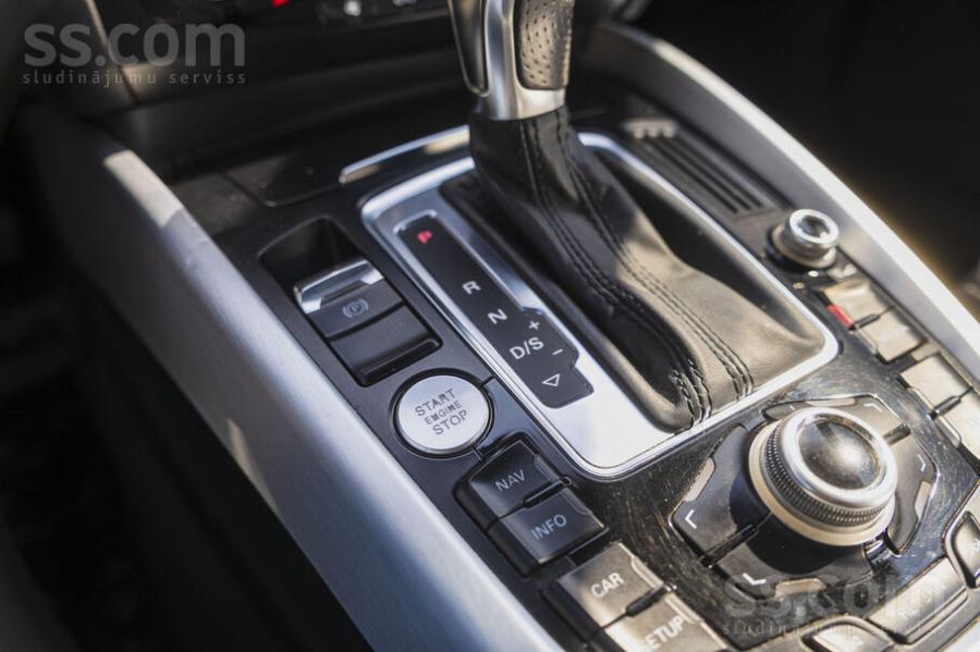 Melns Audi Q5 2013 Rīga, ar dzinēja tilpumu 3.00 L un nobraukumu 310 tūkst. km par 15990 €, foto 25 vietnē AUTOMOTO.COM.LV