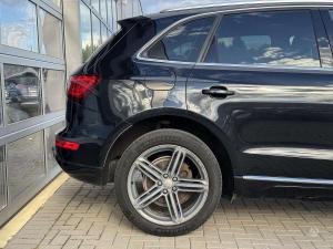 Black Audi Q5 2013 in Vilnius, with an engine capacity of 1.97 L and mileage of 251 thousand km for 13500 €, photo 13 on AUTOMOTO.COM.LV