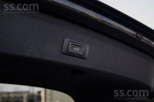 Black Audi Q5 2013 in Riga, with an engine capacity of 3.00 L and mileage of 0 thousand km for 12950 €, photo 17 on AUTOMOTO.COM.LV