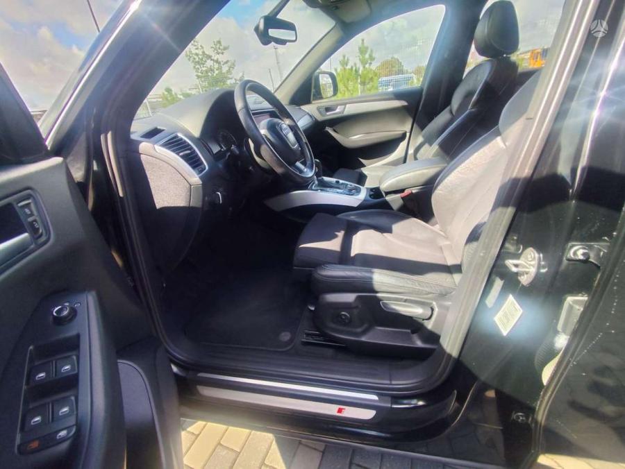 Melns Audi Q5 2013 Šauļi, ar dzinēja tilpumu 2.00 L un nobraukumu 260 tūkst. km par 11500 €, foto 13 vietnē AUTOMOTO.COM.LV