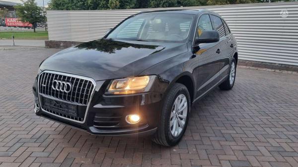 Black Audi Q5 2013 in Siauliai, with an engine capacity of 1.97 L and mileage of 191 thousand km for 9990 €, photo 7 on AUTOMOTO.COM.LV