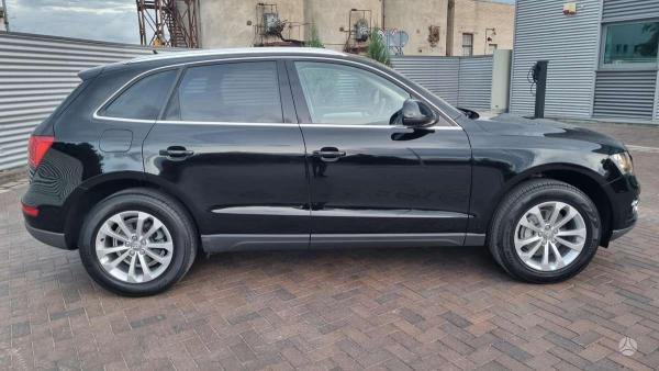 Black Audi Q5 2013 in Siauliai, with an engine capacity of 1.97 L and mileage of 191 thousand km for 9990 €, photo 9 on AUTOMOTO.COM.LV