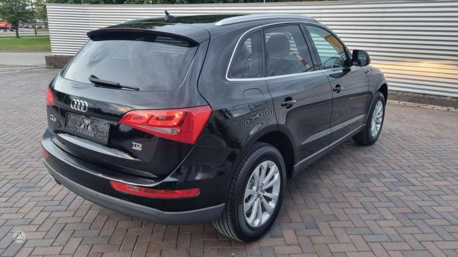 Melns Audi Q5 2013 Šauļi, ar dzinēja tilpumu 1.97 L un nobraukumu 191 tūkst. km par 9990 €, foto 13 vietnē AUTOMOTO.COM.LV