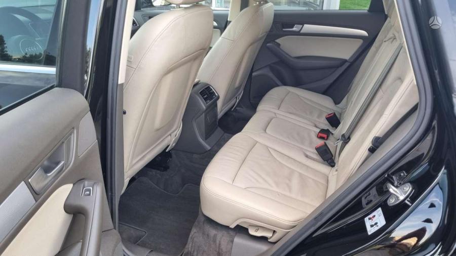 Melns Audi Q5 2013 Šauļi, ar dzinēja tilpumu 1.97 L un nobraukumu 191 tūkst. km par 9990 €, foto 22 vietnē AUTOMOTO.COM.LV