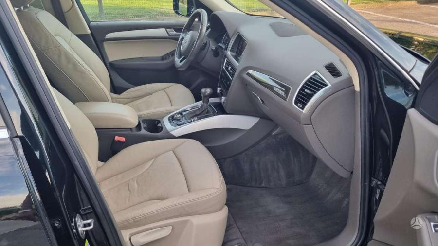 Melns Audi Q5 2013 Šauļi, ar dzinēja tilpumu 1.97 L un nobraukumu 191 tūkst. km par 9990 €, foto 23 vietnē AUTOMOTO.COM.LV
