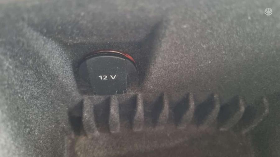 Melns Audi Q5 2013 Šauļi, ar dzinēja tilpumu 1.97 L un nobraukumu 191 tūkst. km par 9990 €, foto 33 vietnē AUTOMOTO.COM.LV