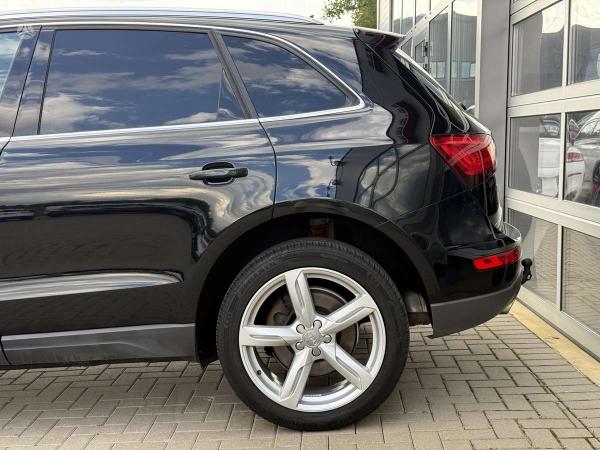 Ауди Ку 5 2013 в Вильнюс на AUTOMOTO.COM.LV Черный Ауди Ку 5 2013 в Вильнюс, объемом двигателя 2.97 л и пробегом 270 тыс. км за 13000 €, фото 8 на AUTOMOTO.COM.LV