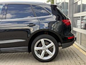 Black Audi Q5 2013 in Vilnius, with an engine capacity of 2.97 L and mileage of 270 thousand km for 13000 €, photo 8 on AUTOMOTO.COM.LV