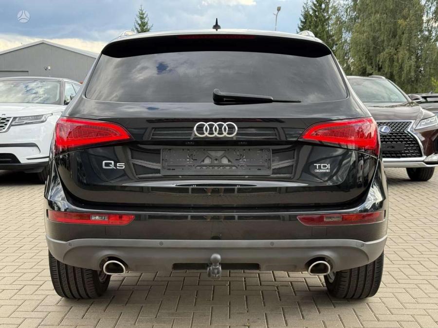 Black Audi Q5 2013 in Vilnius, with an engine capacity of 2.97 L and mileage of 270 thousand km for 13000 €, photo 14 on AUTOMOTO.COM.LV