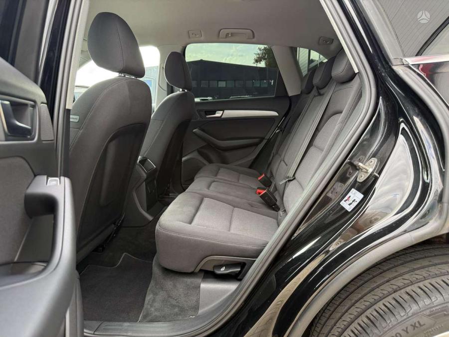 Black Audi Q5 2013 in Vilnius, with an engine capacity of 2.97 L and mileage of 270 thousand km for 13000 €, photo 30 on AUTOMOTO.COM.LV