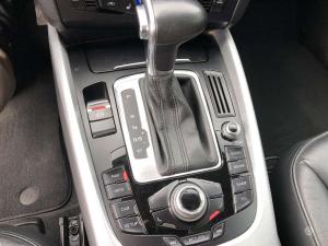 Melns Audi Q5 2013 Klaipėda, ar dzinēja tilpumu 2.00 L un nobraukumu 211 tūkst. km par 11900 €, foto 18 vietnē AUTOMOTO.COM.LV